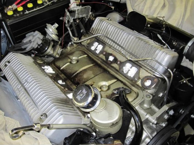 "Y"-block intake and carb rebuild on a 68 Lincoln Continental by Barry2952