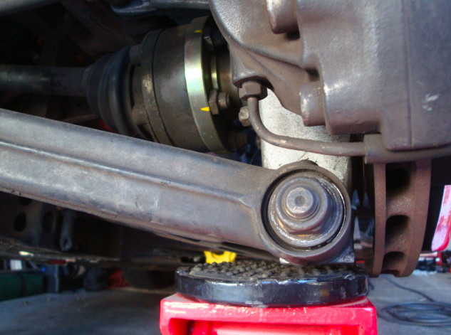 348 rear camber adjustment by ernie | ferrari | 348 | diys | DIY